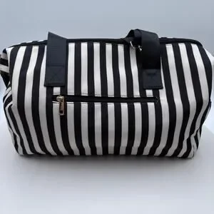 Alice + Olivia | Bags | Alice Olivia Tote | Poshmark